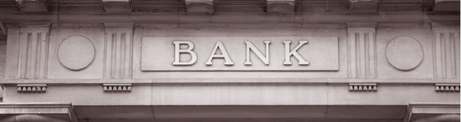 The Ultimate Bank Cleaning Checklist: Daily, Weekly and Monthly Guidelines