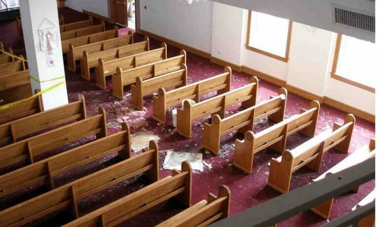 How to Clean & Disinfect Church Pews: A Complete Guide