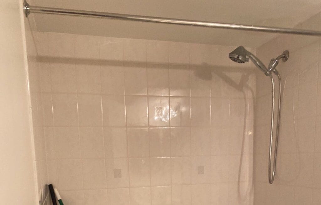 How to Remove Mold From a Bathroom Popcorn Ceiling | ServiceMaster