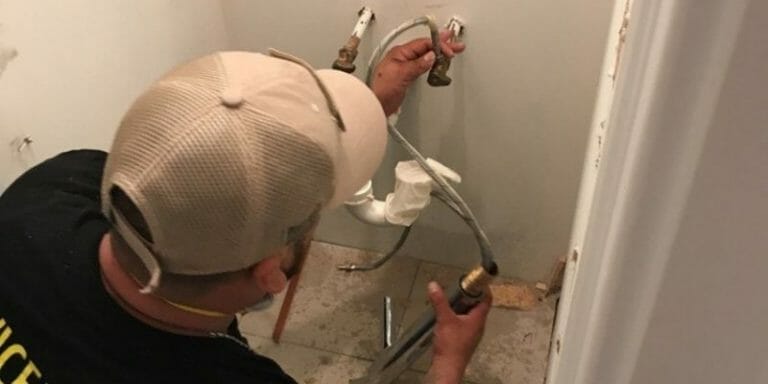 What to Expect During a Water Damage Inspection in Chicago