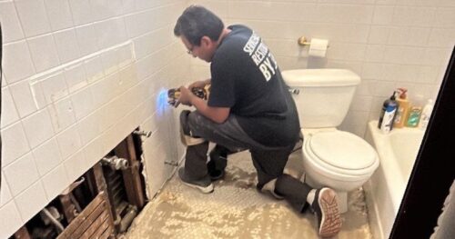 Flooded Bathroom? Here Are 12 Essential Steps to Recovery